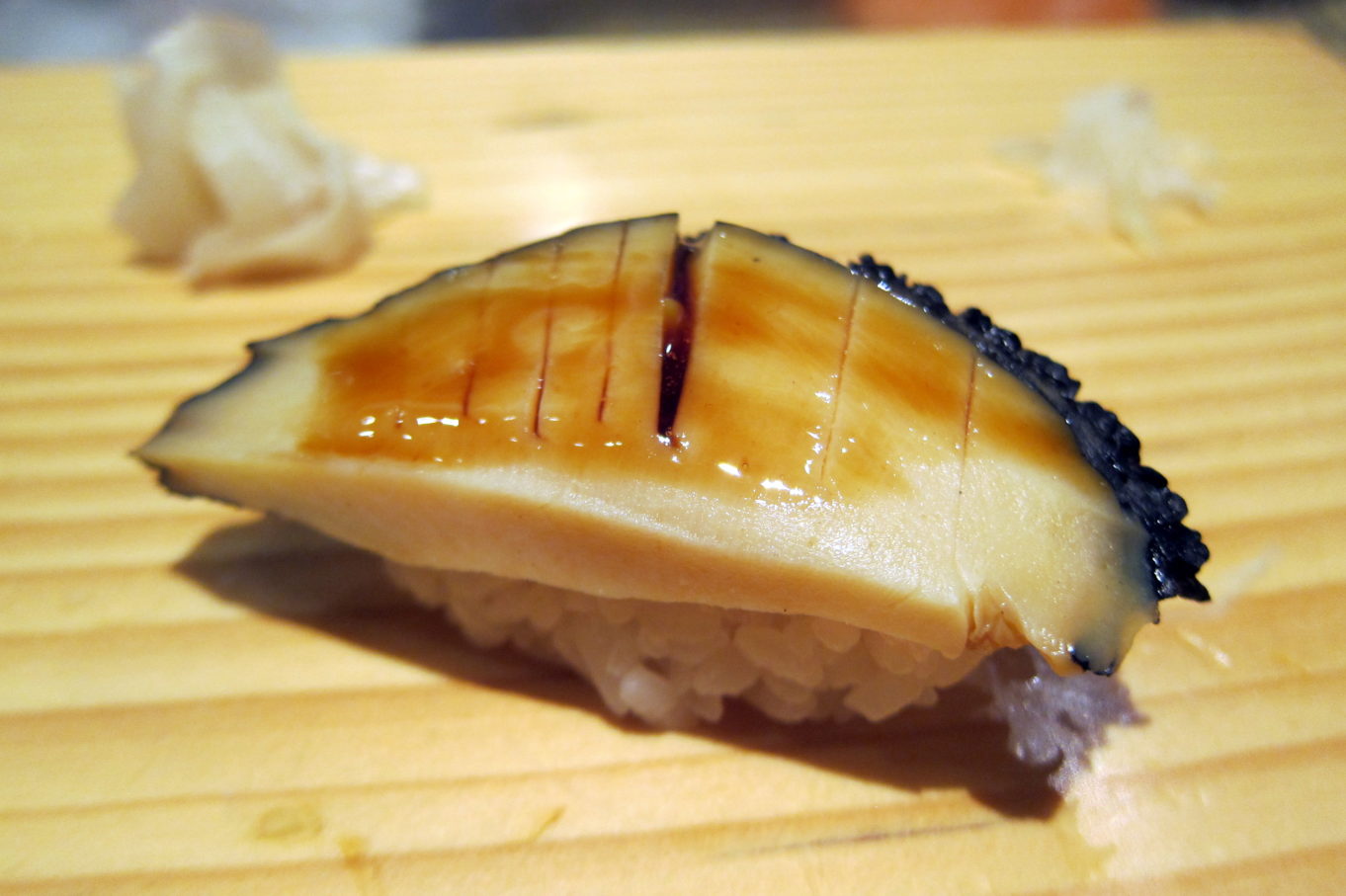 Sushi d’ormeau (awabi / 鮑) - Omakase